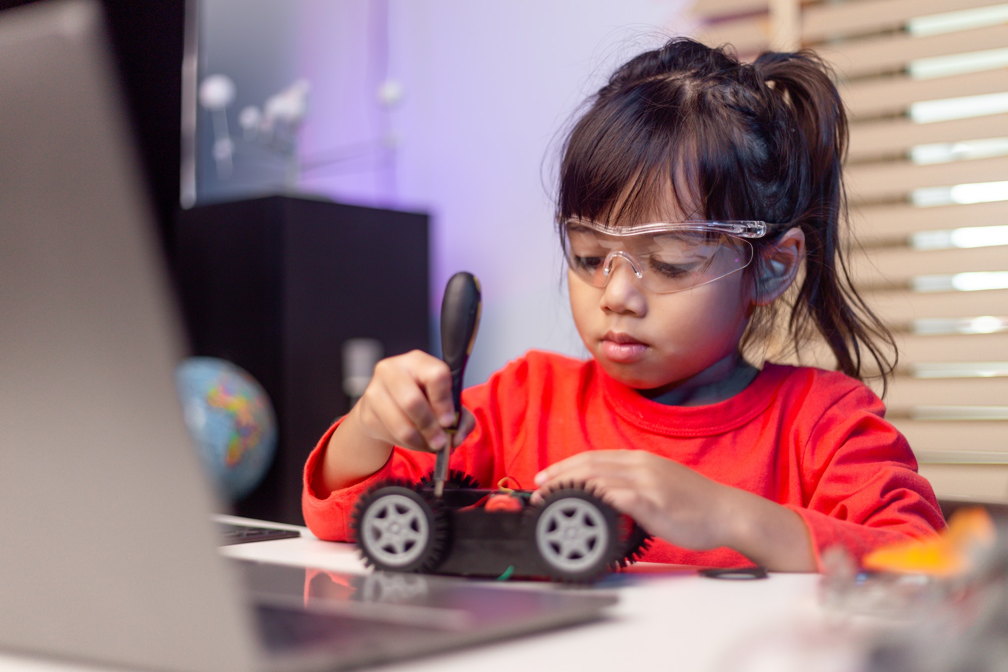 How Ava is Encouraging Young Girls into STEM Studies